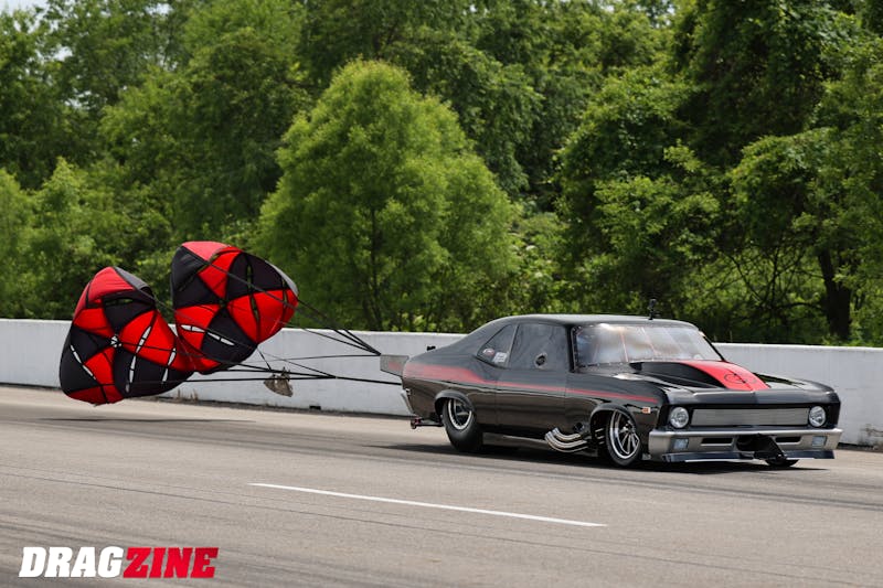 Selecting And Mounting The Right Parachute For Drag Racing